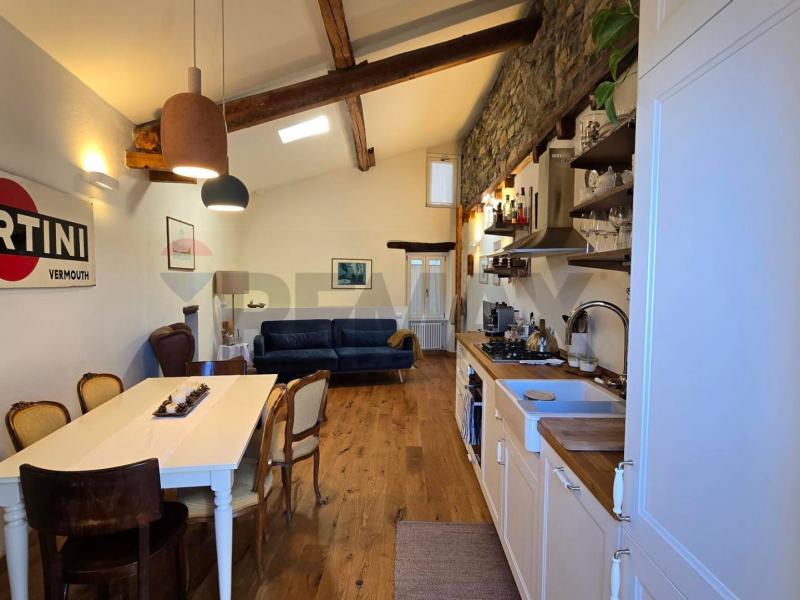 casa-indipendente in Vendita a Como